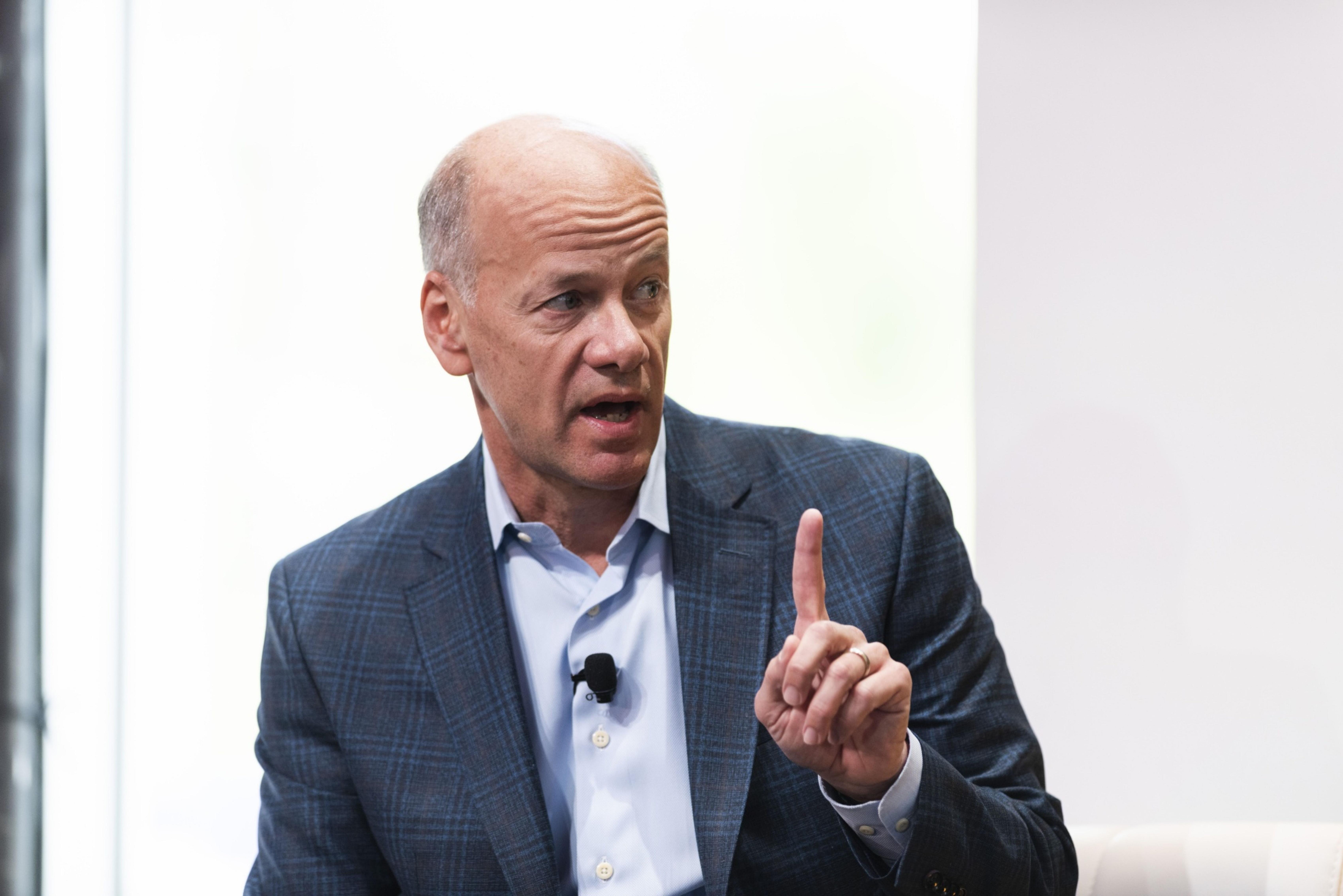 SVB's CEO, CFO step down more than a month after the lender's collapse ...