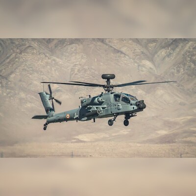IAF's Apache attack chopper makes emergency landing in Ladakh; pilots ...