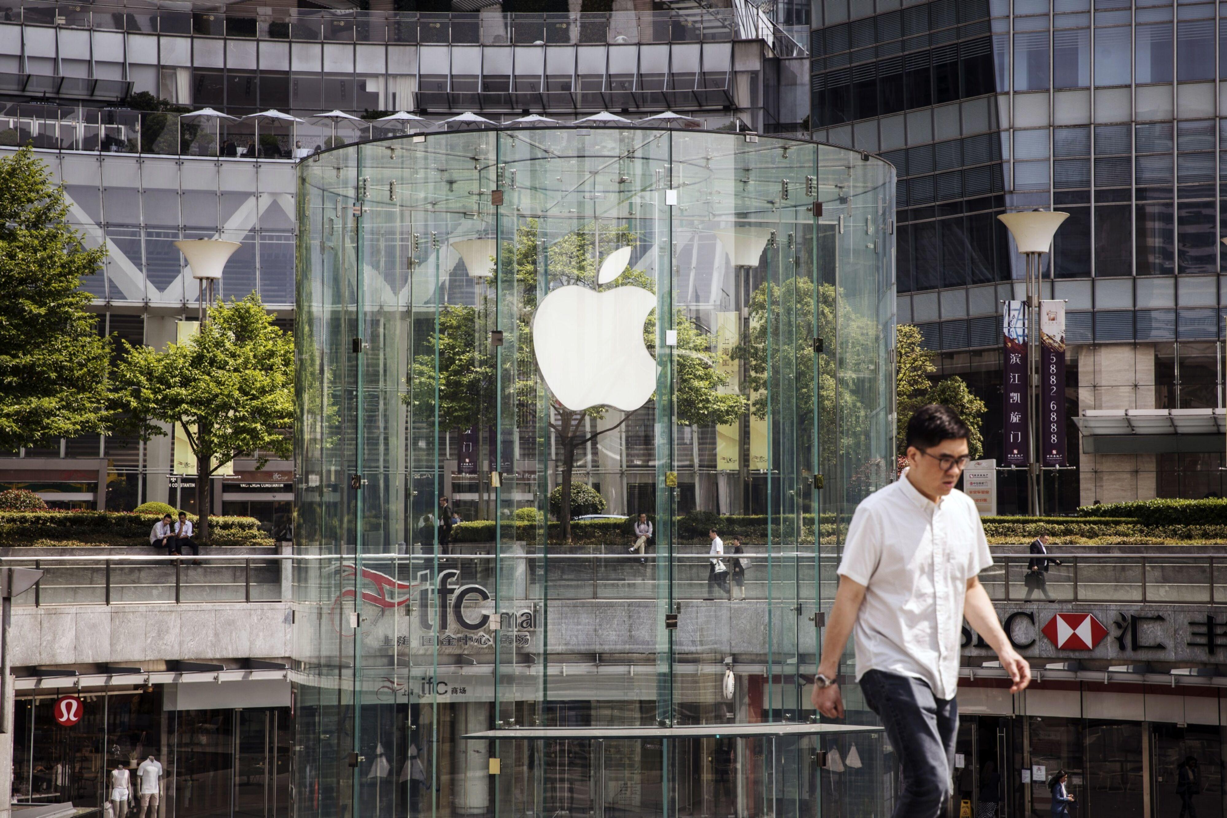No new Apple store in India till 2025, as company plans global retail ...