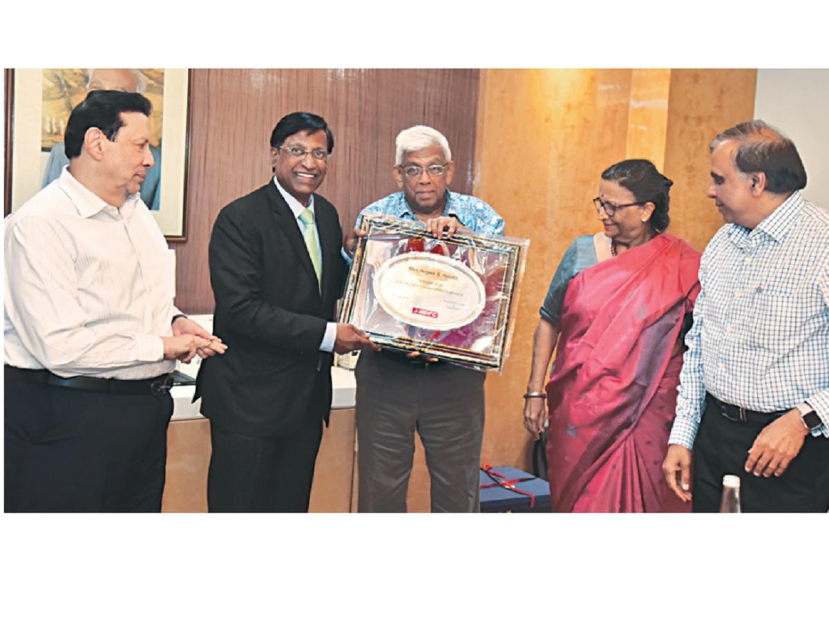 Home loan pioneer finds a new home: HDFC journey will complete on July ...