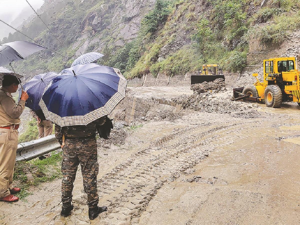 HP rains: 50 people rescued, bridge connecting Baddi-Pinjore washed ...