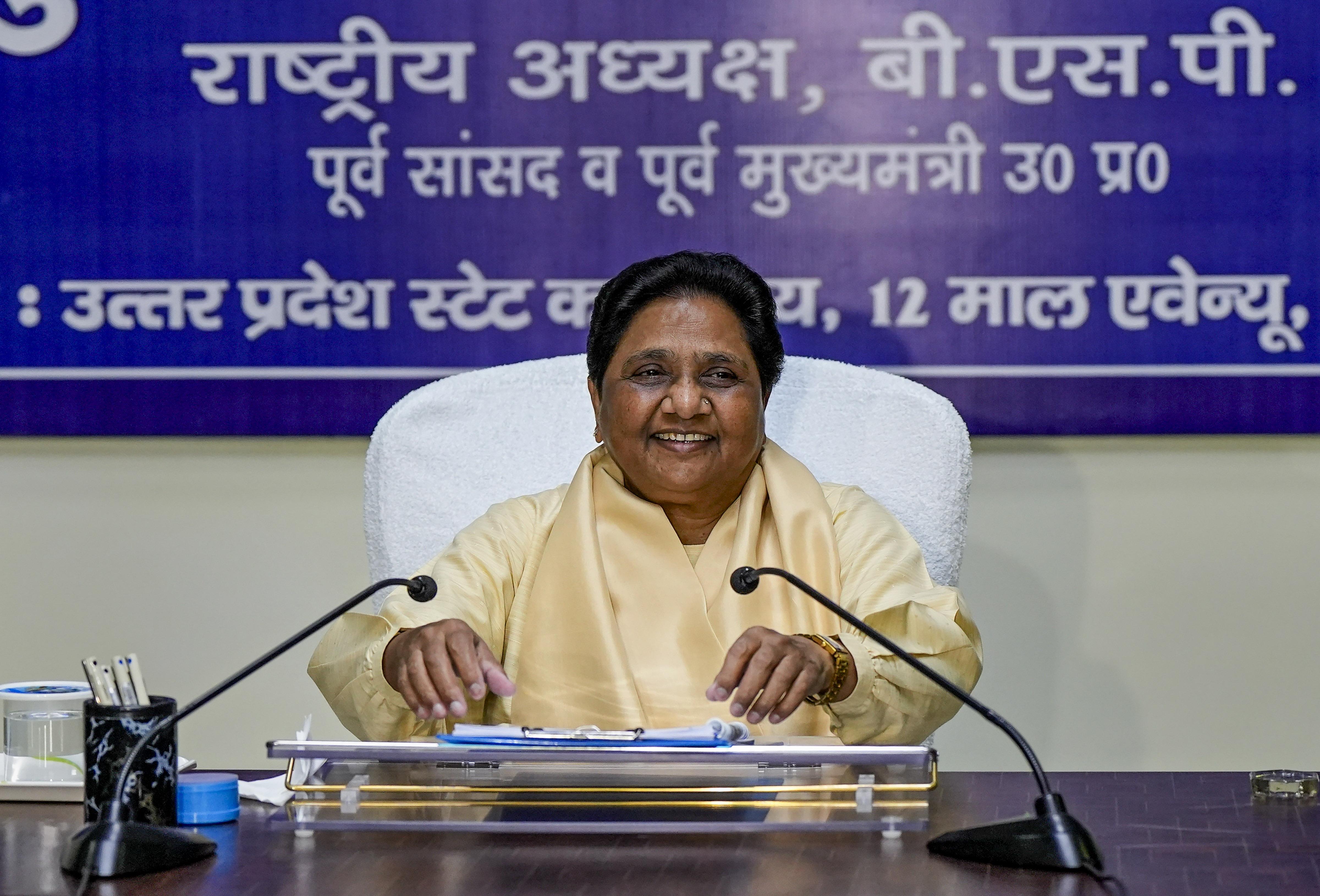 Mayawati's BSP to ally with Gondwana party in Madhya Pradesh, Chhattisgarh