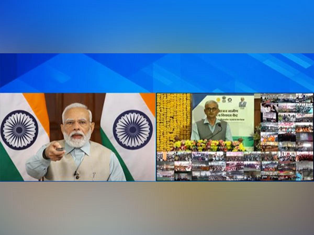 PM Modi launches 511 skill development centers in rural Maharashtra ...
