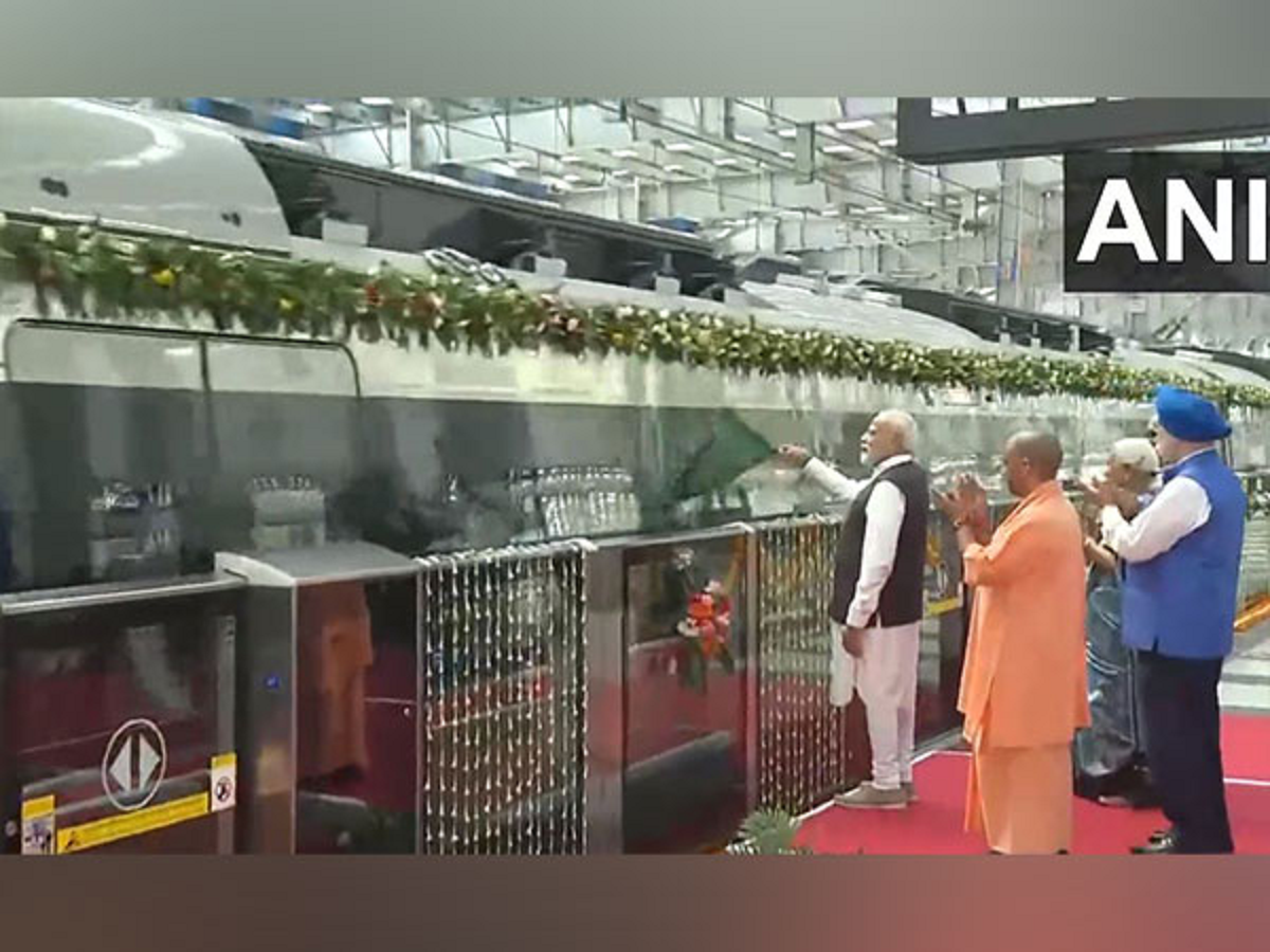 Namo Bharat: PM Modi flags off India's first regional rapid transit system | India News ...