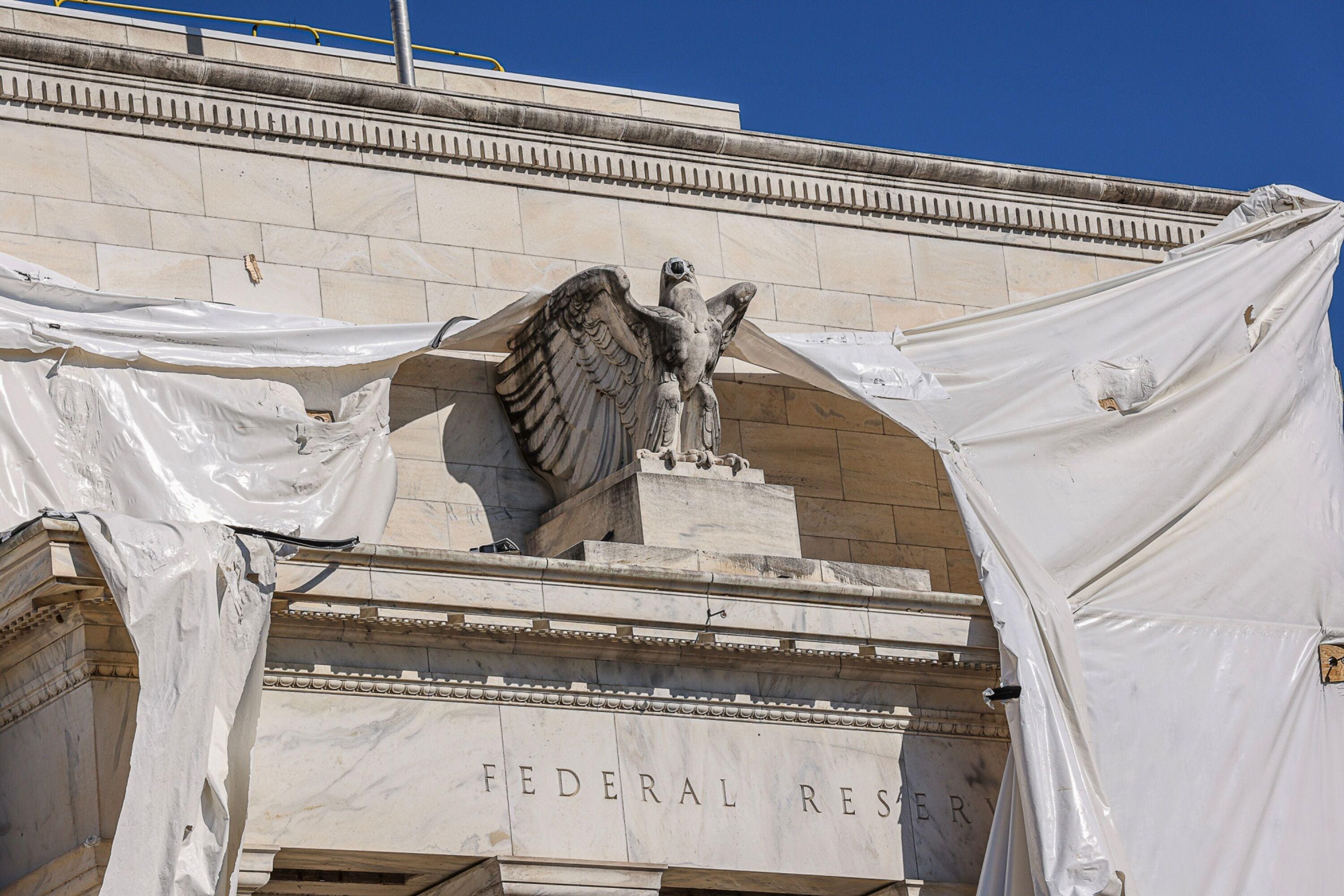 Global rate-cut standoff looms in 2023 policy finale; all eyes on Fed ...