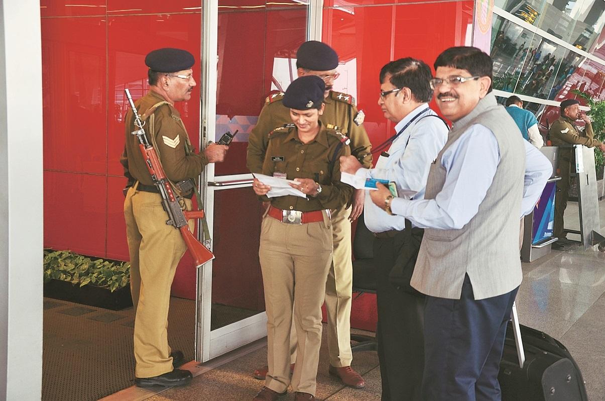 Centre boosts CISF personnel headcount to avoid congestion at airports | News - Business Standard