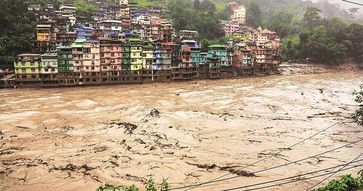 Northeast flood situation critical, toll rises to 36, over 550K ...