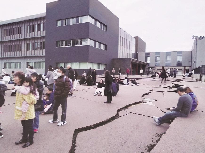 Thousands forced from homes by Japan quake face stress, at least 161 ...