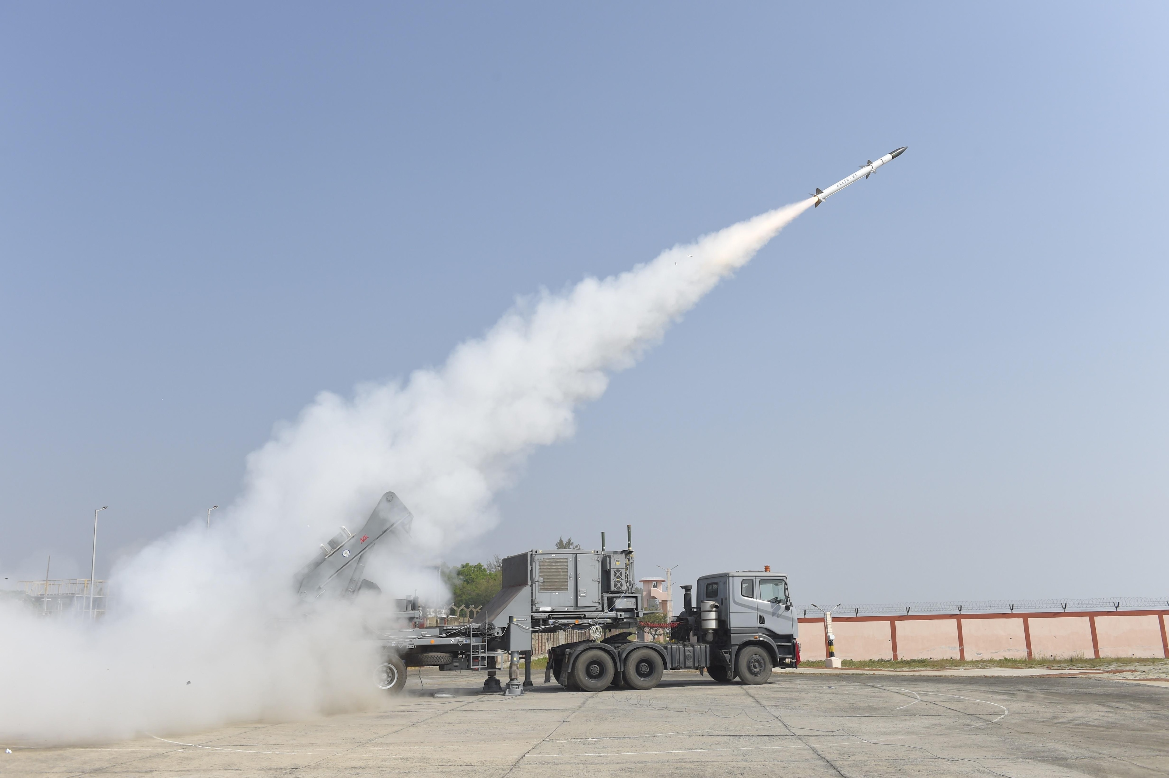 DRDO successfully flight-tests new Akash missile off Odisha coast ...