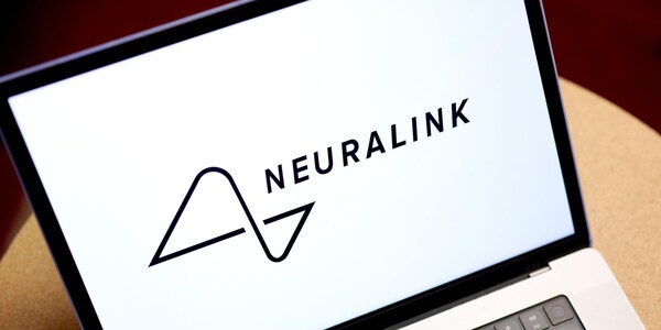 Elon Musk's Neuralink gains FDA breakthrough tag for vision implant | Tech News - Business Standard