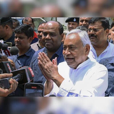 Lok Sabha elections 2024: Kingmaker Nitish Kumar's political flip-flops ...
