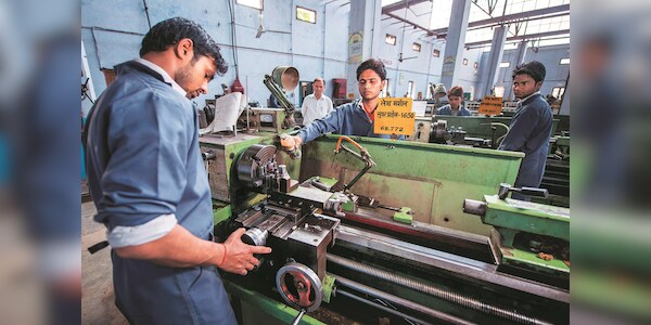 India's economy boosts jobs, but for unskilled and semi-skilled workers ...