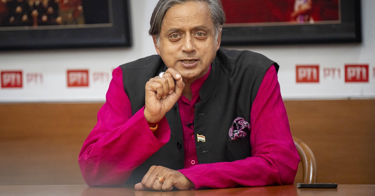 Shashi Tharoor slams 'zealots' after Congress leader's 'super BJP' taunt | India News - Business ...