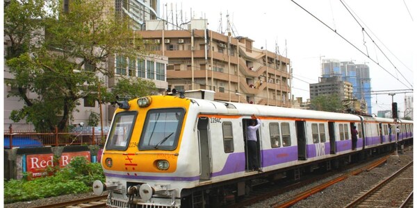 Snag hits local train services on Mumbai's Harbour line in morning rush ...