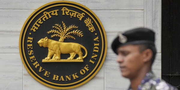 RBI opens gates for investors, companies to invest in overseas funds ...