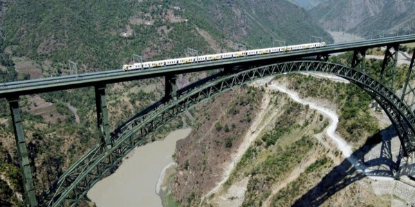 Vande Bharat train to Kashmir: PM Modi to launch service on April 19 | India News - Business ...