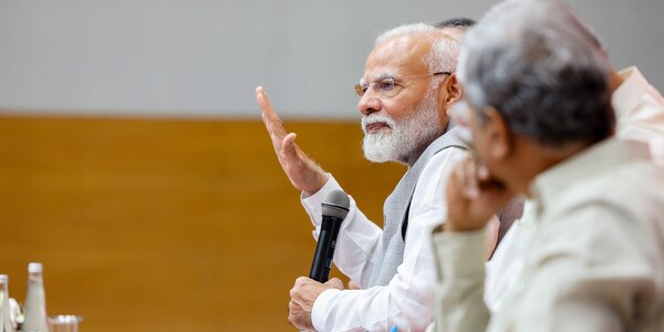 Modi meets defence major Lockheed Martin's CEO; lauds latter's ...