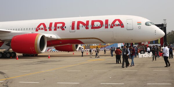 Air India Mumbai-New York flight diverted to Delhi after bomb threat ...