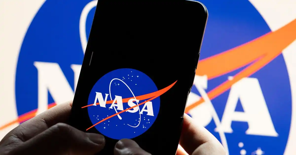 NASA+ lands on Netflix: Stream live rocket launches, spacewalks & more ...