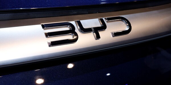 500 kms on a 5 minute charge? BYD reveals new 1,000 kW battery system ...
