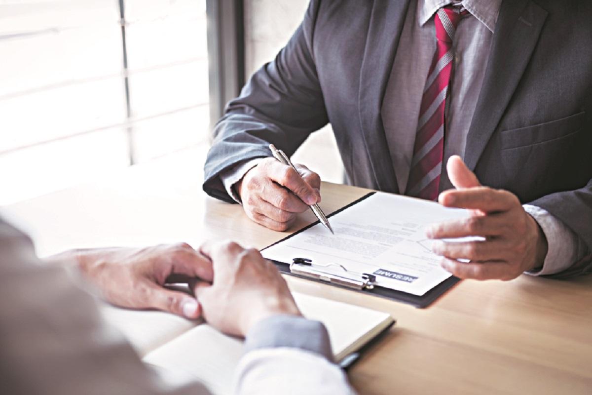 Pvt life insurers mull new model for commission for distributor ...