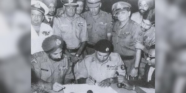 Decoding row over relocation of 1971 Surrender pic from Army Chief's ...