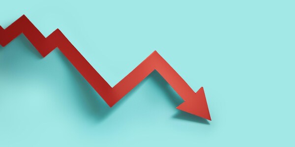 This recently listed stock tanks 20% on weak Q3; down 25% from issue ...