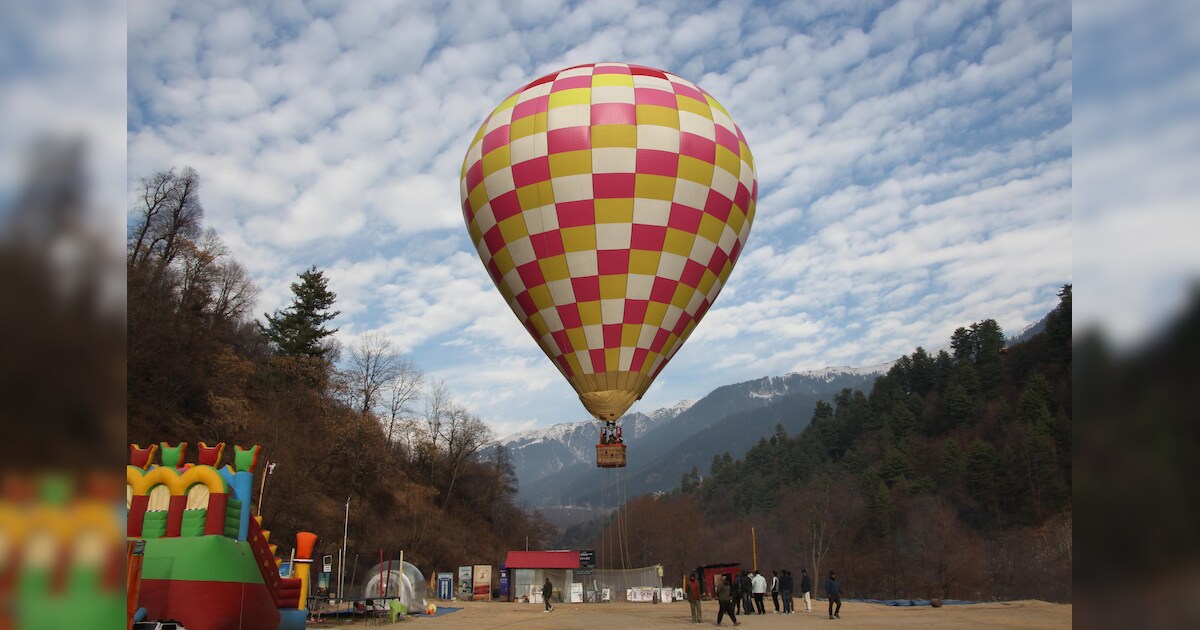 Delhi to soon launch hot-air balloon rides at 2 locations: Check ...