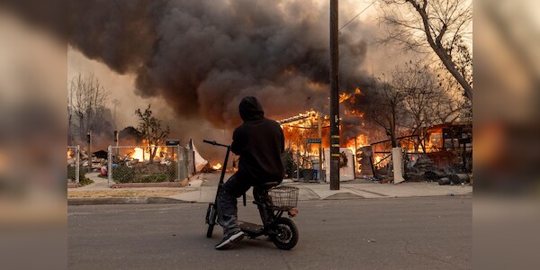 Universal Studios gives first responders of LA fire free theme park ...