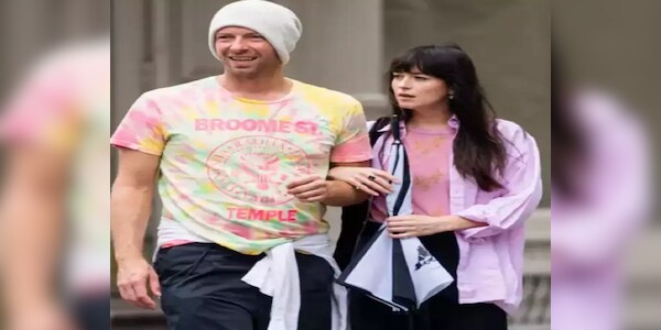 Maha Kumbh 2025: Chris Martin, girlfriend Dakota Johnson at Prayagraj ...