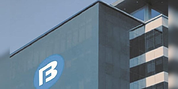 Why did investors dump Bajaj Finance shares post Q4 results? Stock tanks 5% | Markets News ...