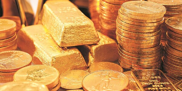 Gold prices climb Rs 10 to Rs 87,070, silver down Rs 100 to Rs 99,400 ...