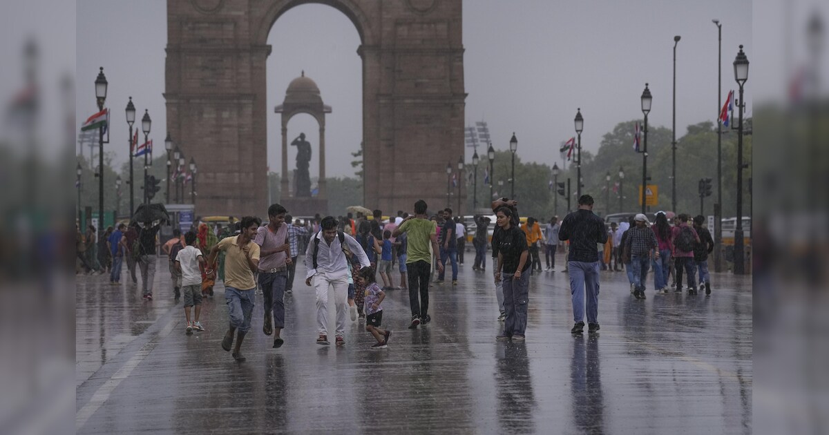 Delhi weather update: IMD forecasts rain, winds today, AQI 'satisfactory' | India News ...