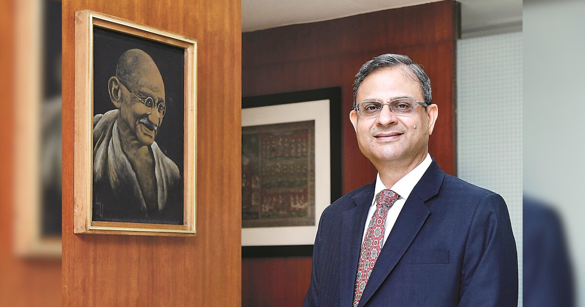 Fiscal discipline must to promote growth: RBI Governor Sanjay Malhotra ...
