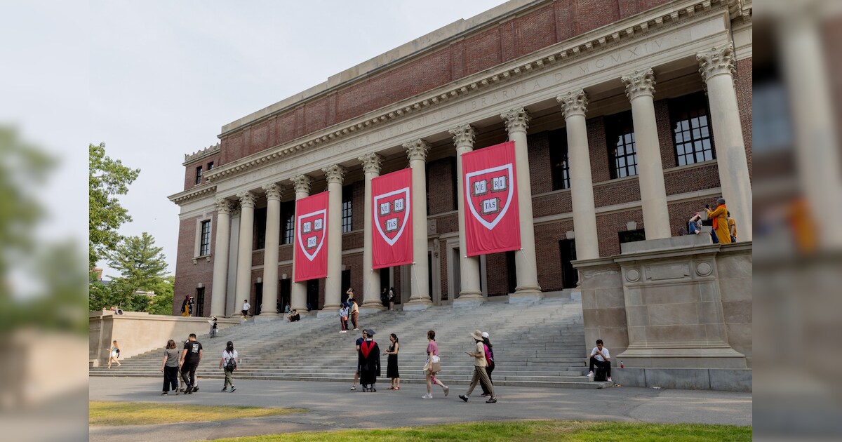 'Mindbogglingly' historic deal with Harvard may be near, says Trump ...