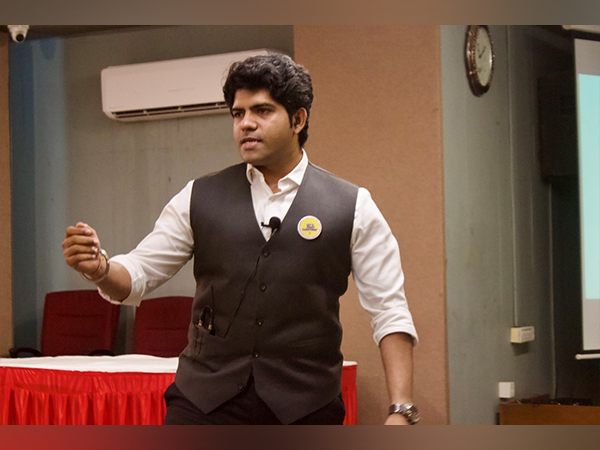 Hons (Dr) Saurabh Kaushik Leads Seminar on "Psychology of Obesity" at ...