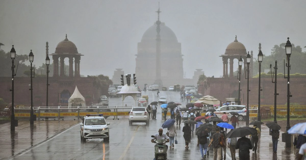 Delhi to see light rain, thunderstorms today; AQI remains satisfactory | India News - Business ...