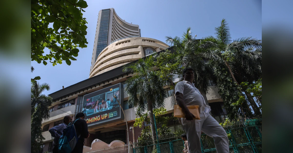 Stock market close highlights: Sensex rises 419 pts, Nifty at 24,723 ...