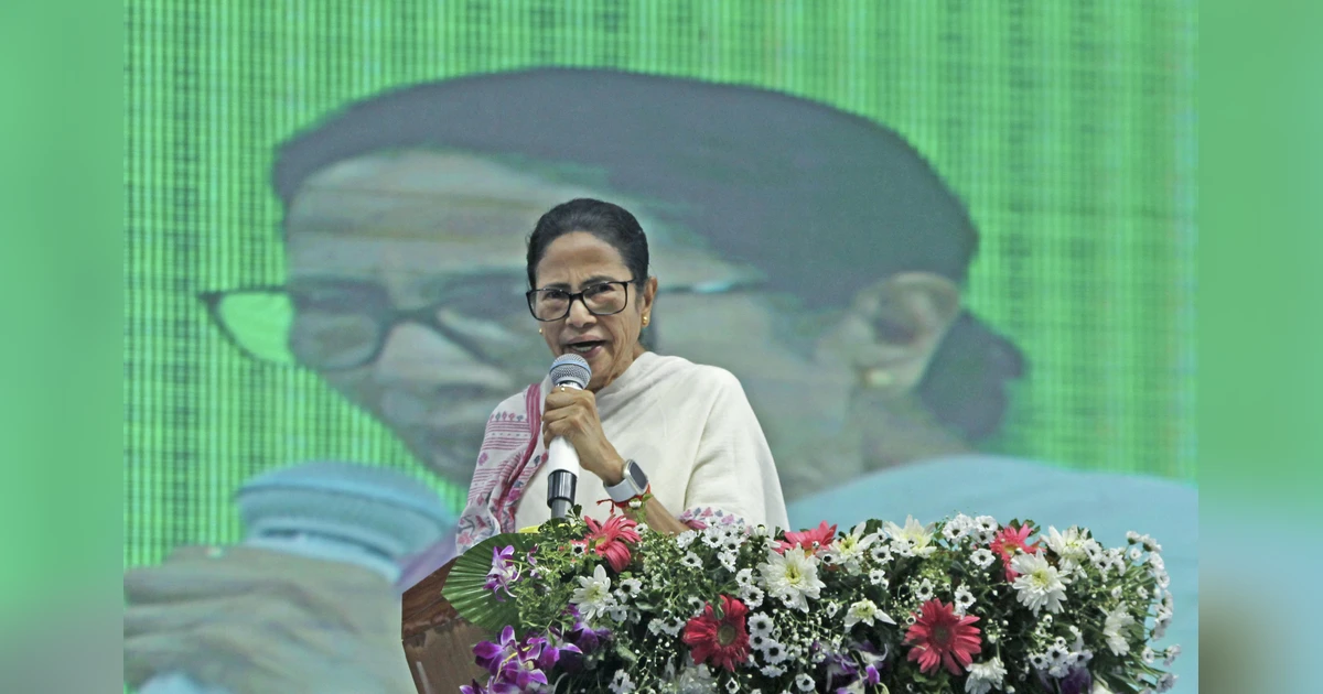 Mamata launches 'Shramshree' scheme: ₹5K aid for returning migrants ...