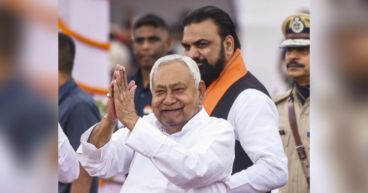 Nitish Kumar transfers ₹10,000 each to 2.5 mn women in poll-bound Bihar | Bihar Elections 2025 ...