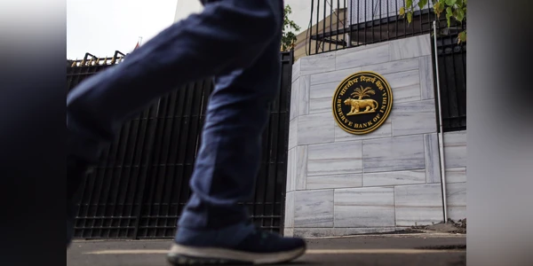 Three RBI executive directors in race to succeed deputy governor Rao ...