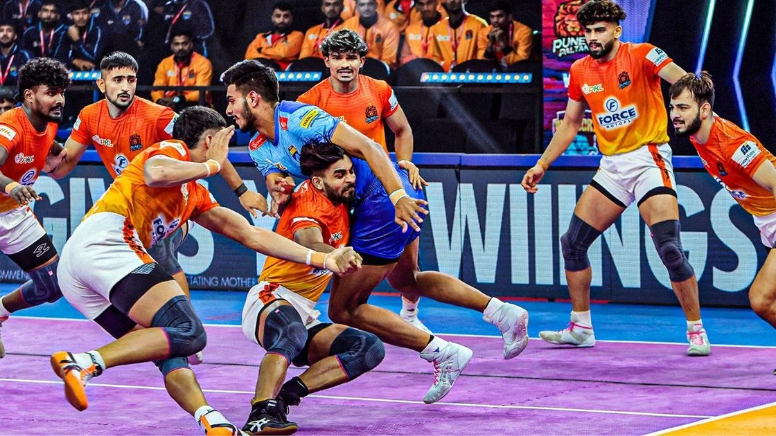 PKL 2025 September 3 HIGHLIGHTS: Puneri Paltan thrash Bengal Warriorz; Haryana Steelers beat U ...