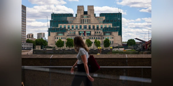 UK's MI6 agency launches dark web portal 'Silent Courier' to recruit spies | World News ...