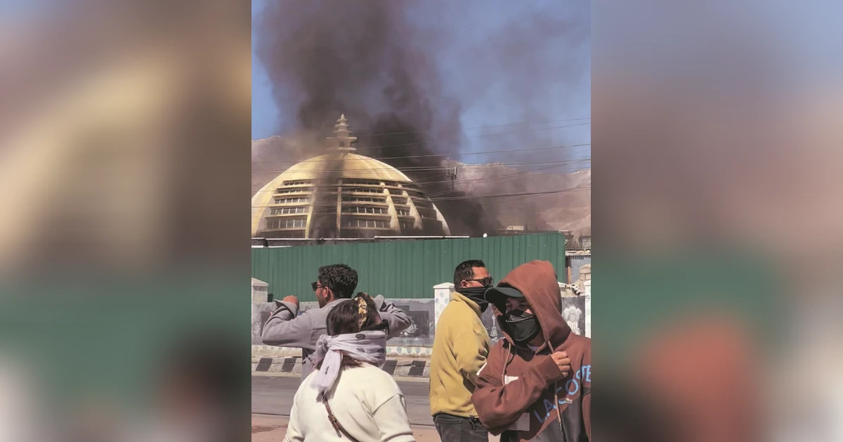 4 killed in Ladakh as statehood protests turn violent, LG clamps curfew ...