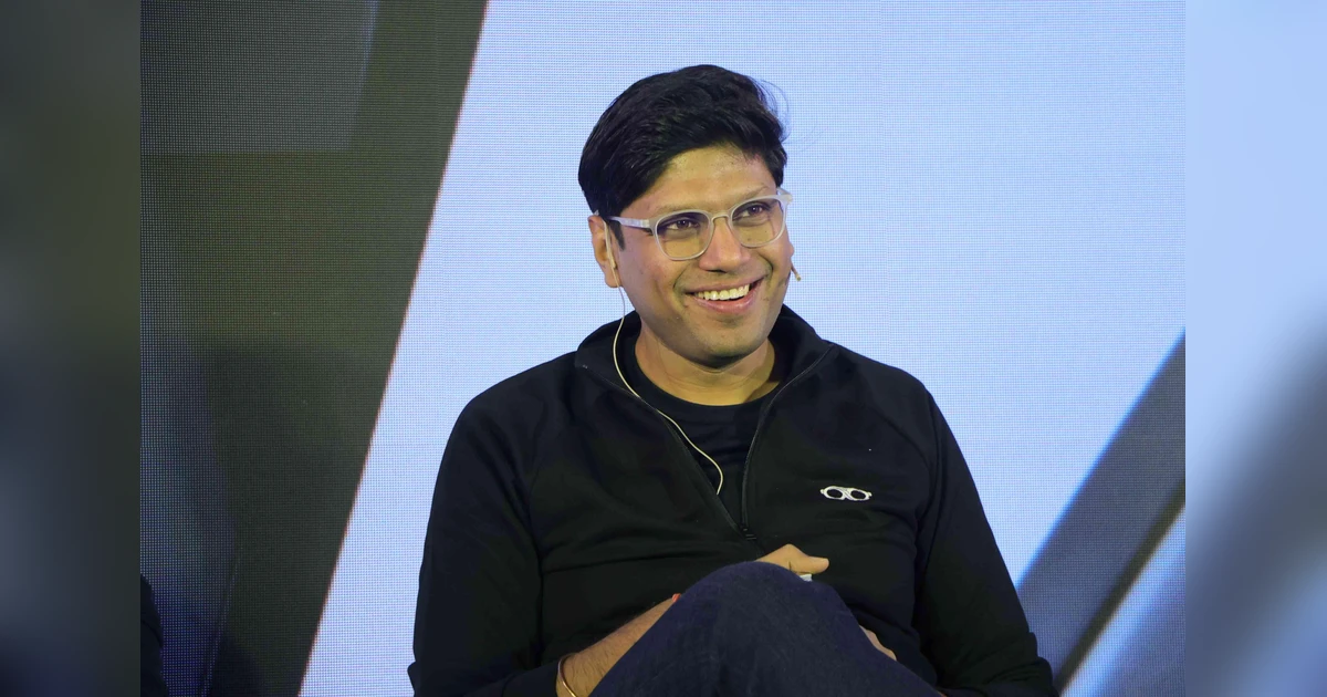 Lenskart IPO: Peyush Bansal, co-founder Neha may earn ₹825 cr from OFS | IPO - Business Standard