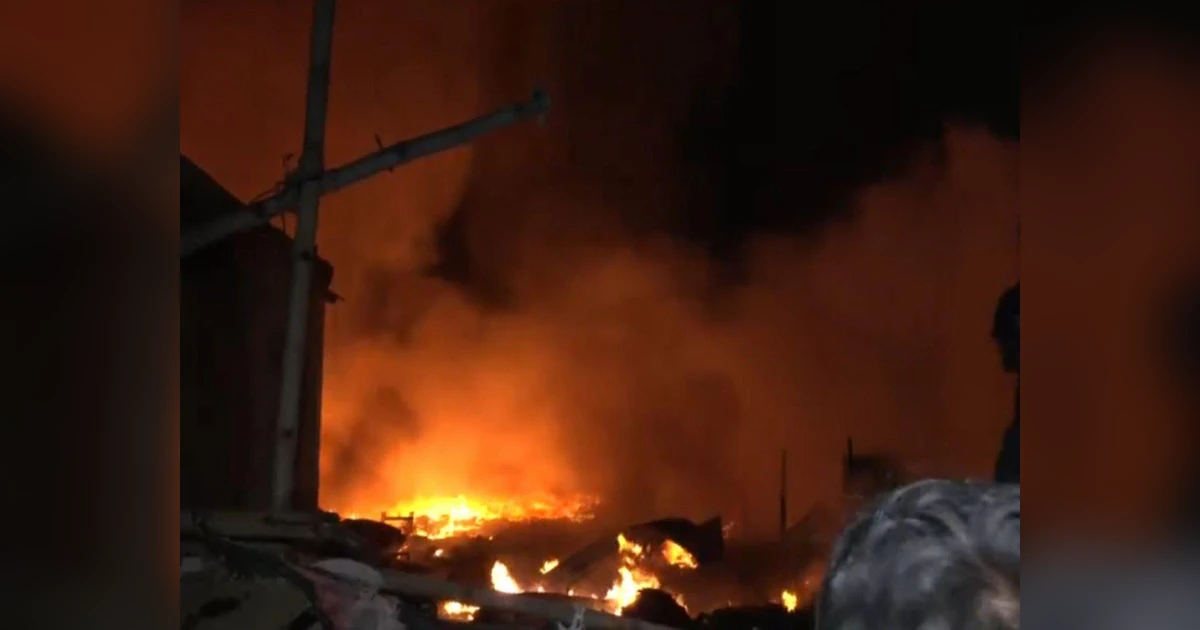 36 dead so far in massive fire engulfs Hong Kong high-rise complex ...