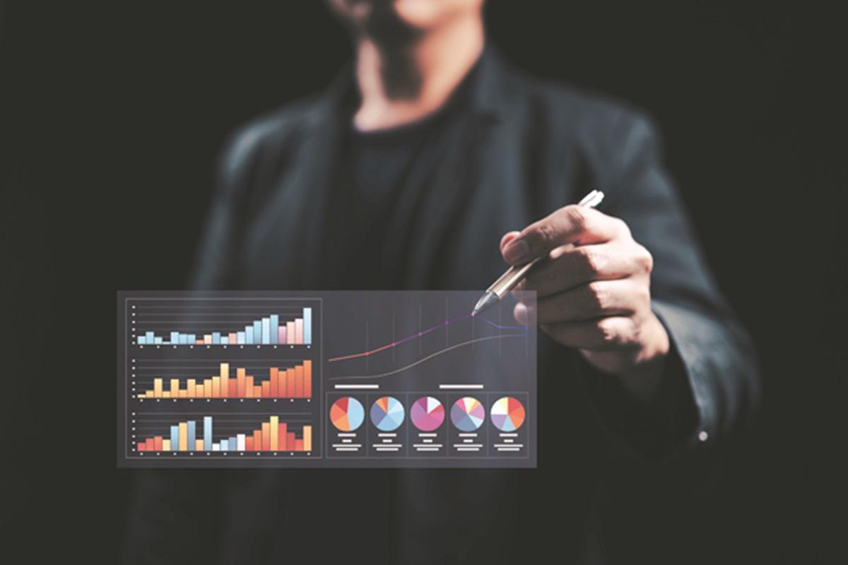 Active vs passive multi-asset funds: Control, costs and return ...