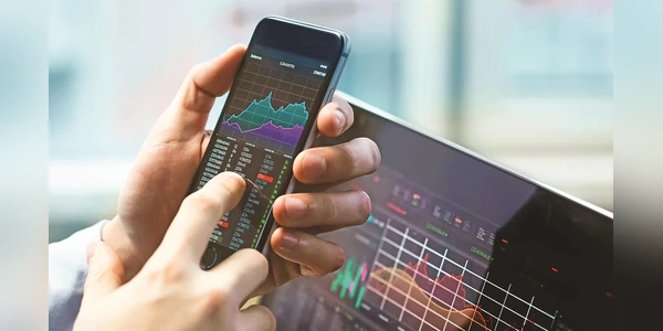 Godfrey Phillips stock bounces back 8% from recent low, ITC sulks ...