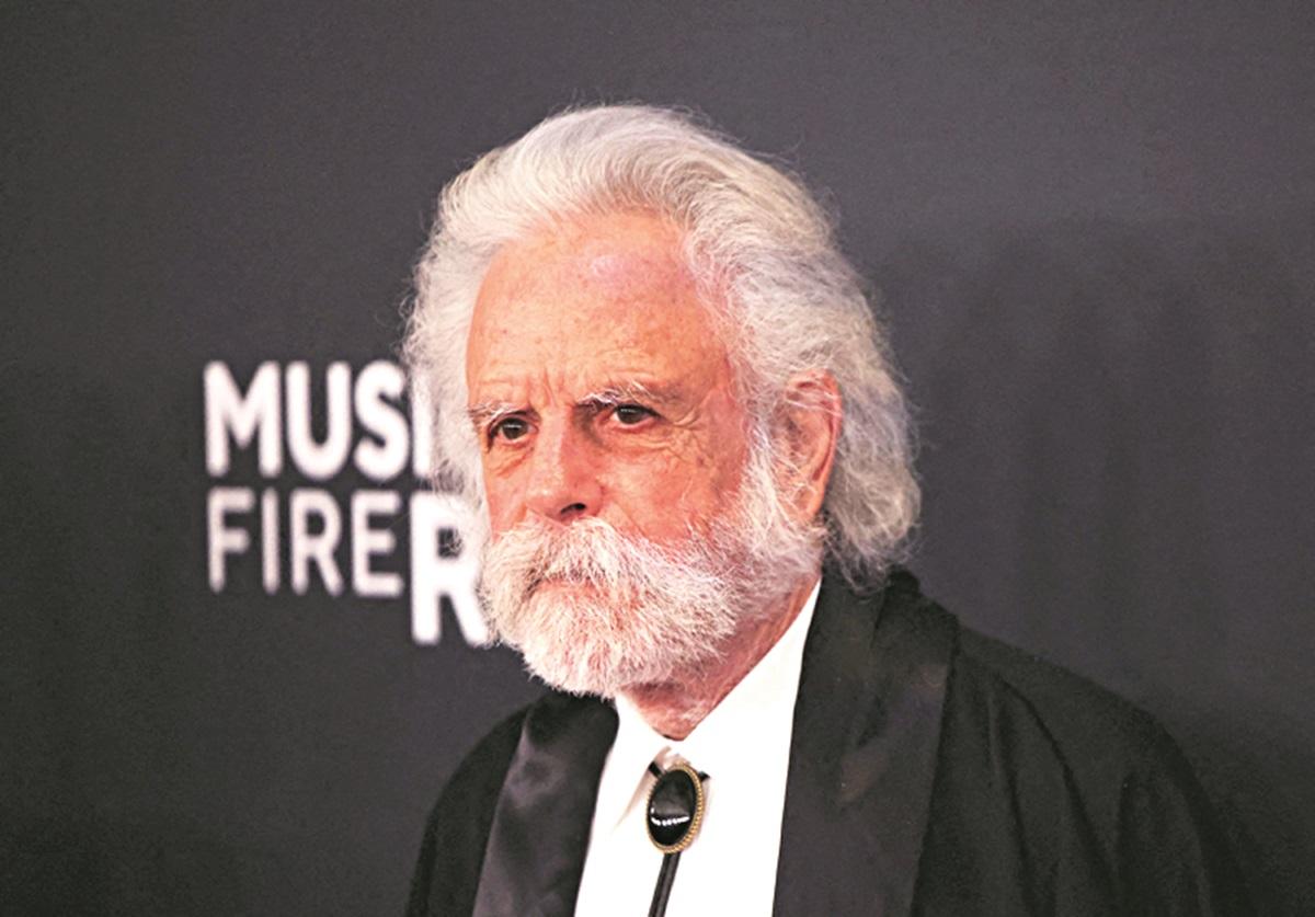 Bob Weir: Guitarist who made Grateful Dead iconic psychedelic jam band ...