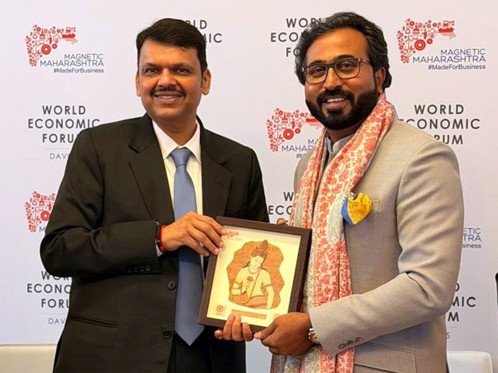 CM Devendra Fadnavis lauds 'Alumium Man of India' Bharat Gite for ...